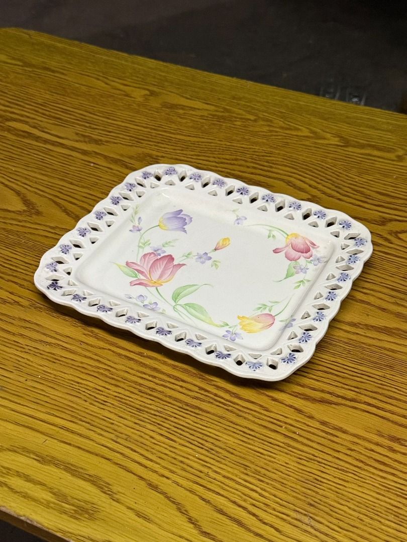 Pretty flowered platter; Tominaga Japan serving platter; flower ...