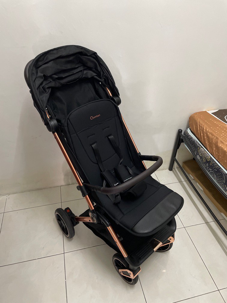 Quinton Roxy Compact Travel Baby Stroller With Auto Fold, Babies & Kids ...