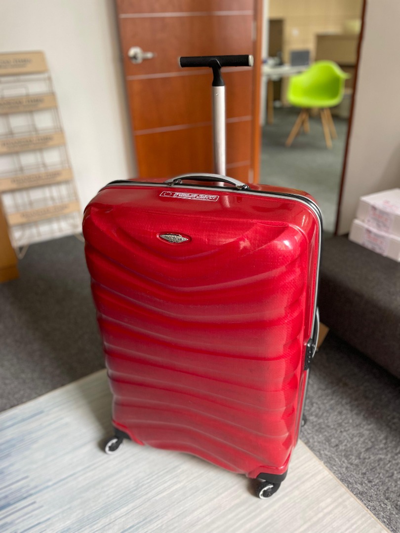 Samsonite Firelite spinner luggage 81cm / 30" - Chilli Red, Hobbies ...