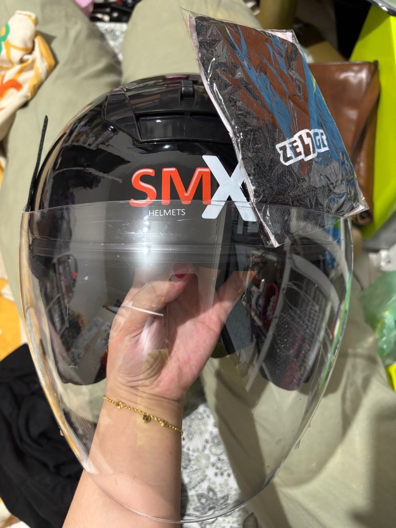 SMX Motorcycle Helmet L, Motorcycles, Motorcycle Apparel on Carousell