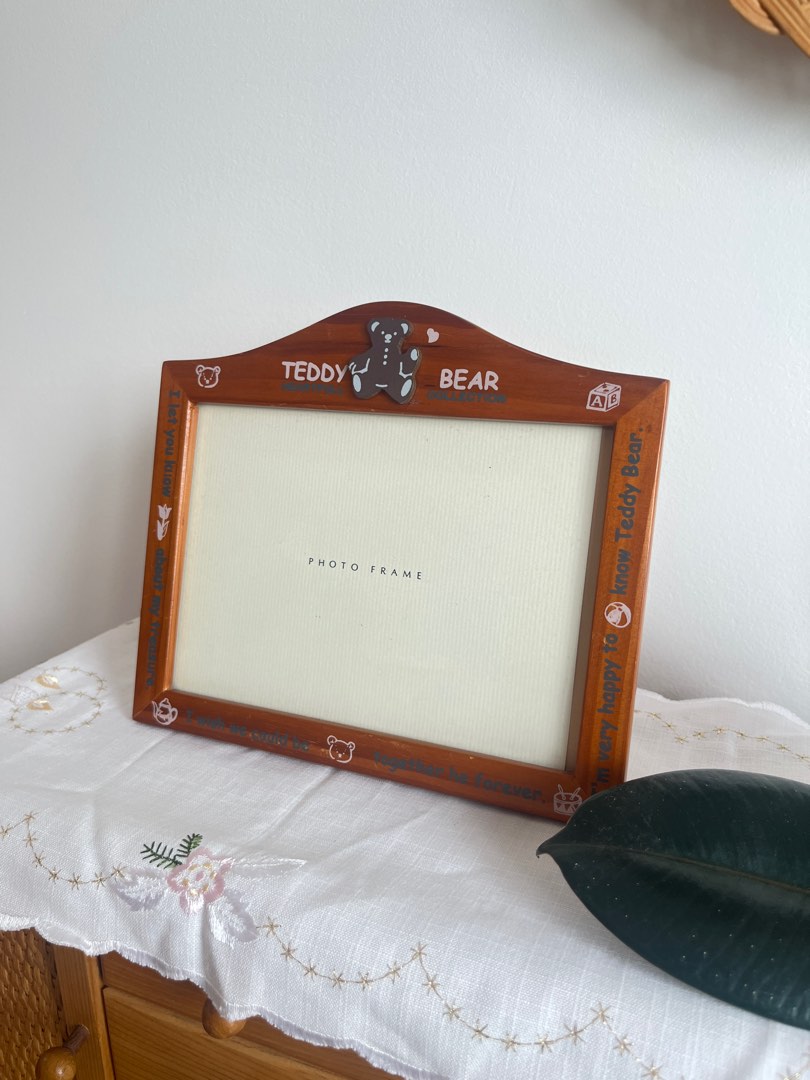 Teddy Bear Picture Frame, Furniture & Home Living, Home Decor, Frames ...