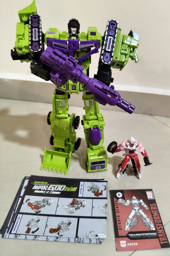 Transformers core class/legends scale rotb Arcee and ko dx9 hulkie ...