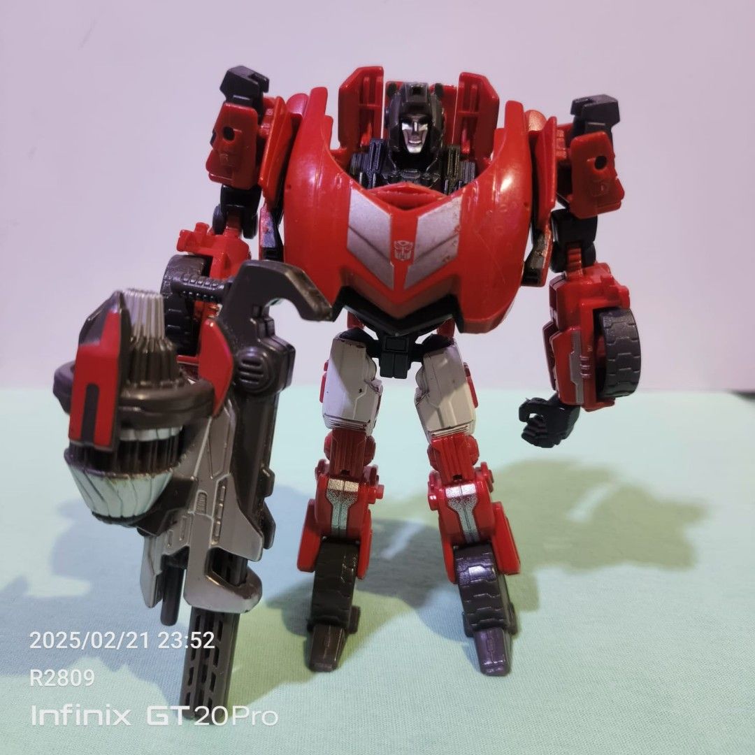 Transformers Generations SIDESWIPE Fall Of Cybertron Deluxe, Barang Yang Dicari di Carousell