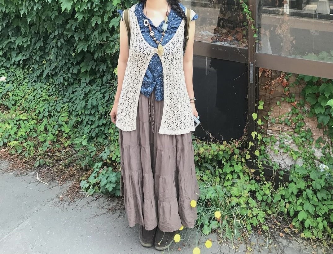 SOLD OUT VEST RAJUT JARING PUTIH BW TALI PITA COQUETTE KOREAN MORI KEI ...