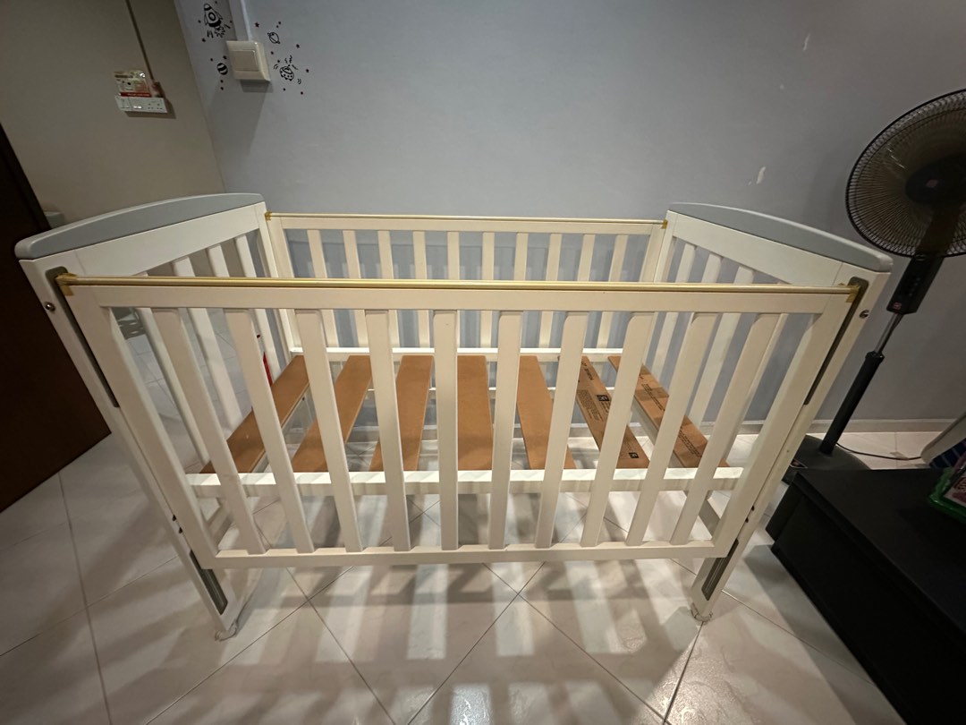 Baby cot adjustable side Childcare Taka, Babies & Kids, Baby Nursery ...