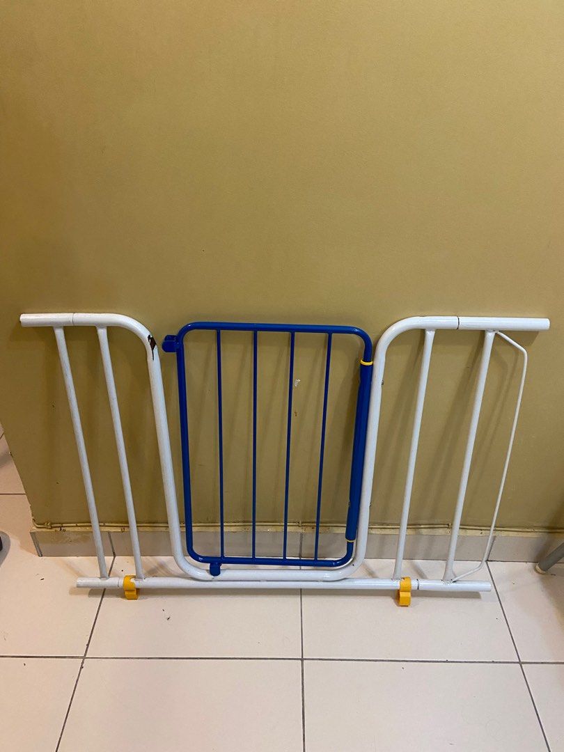 Baby gate Pagar Besi, Babies & Kids, Infant Playtime on Carousell