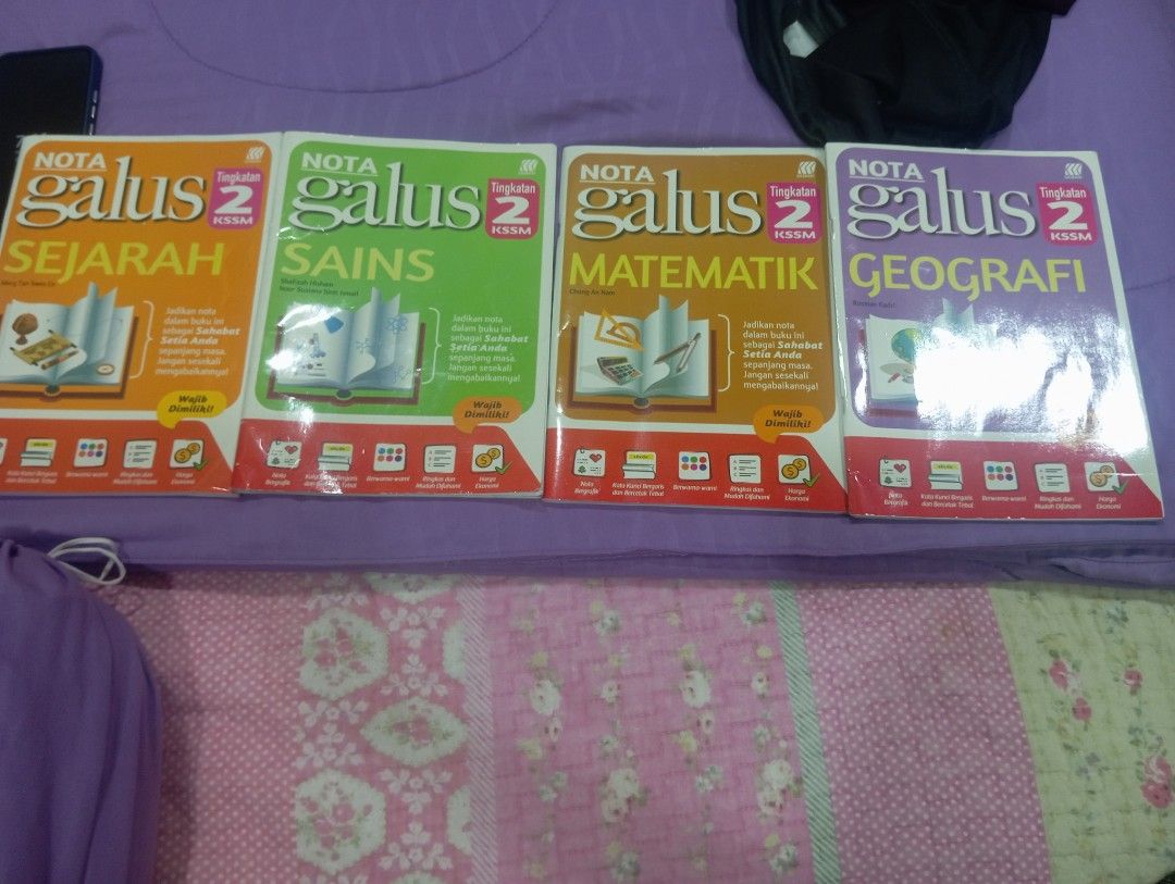 Buku nota galus ( 1 buku shja), Hobbies & Toys, Books & Magazines ...