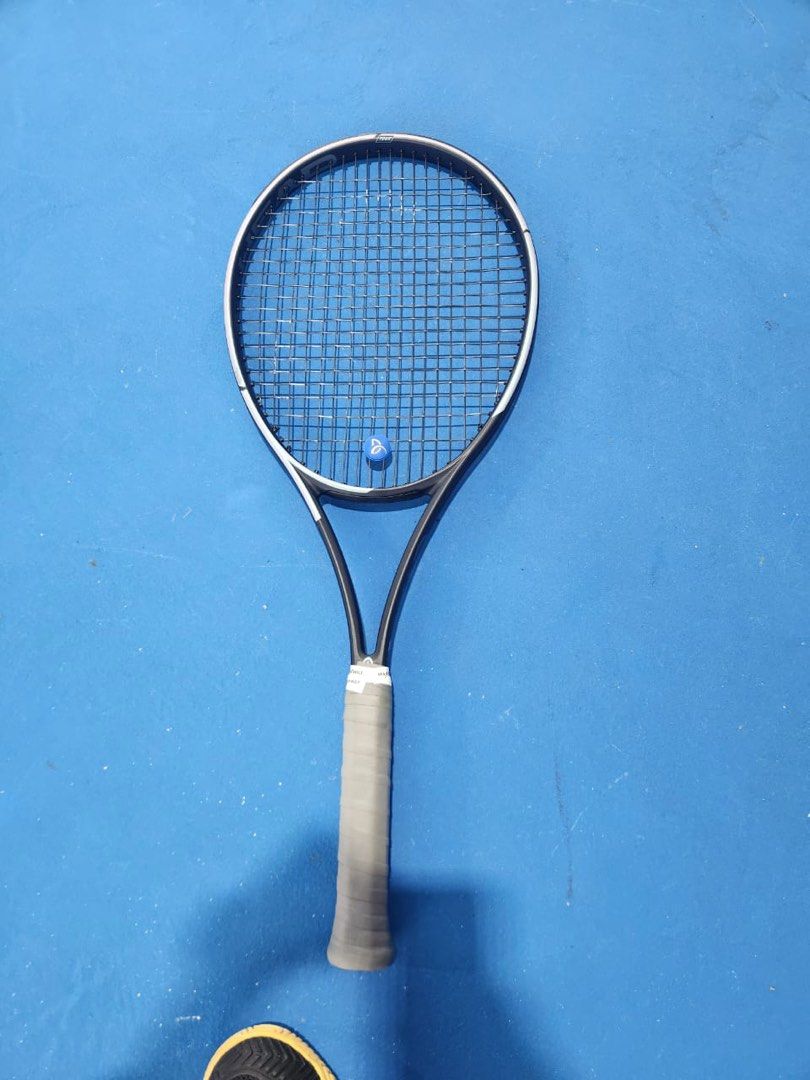 Head Gravity Tour 2023, Sports Equipment, Sports & Games, Racket & Ball ...