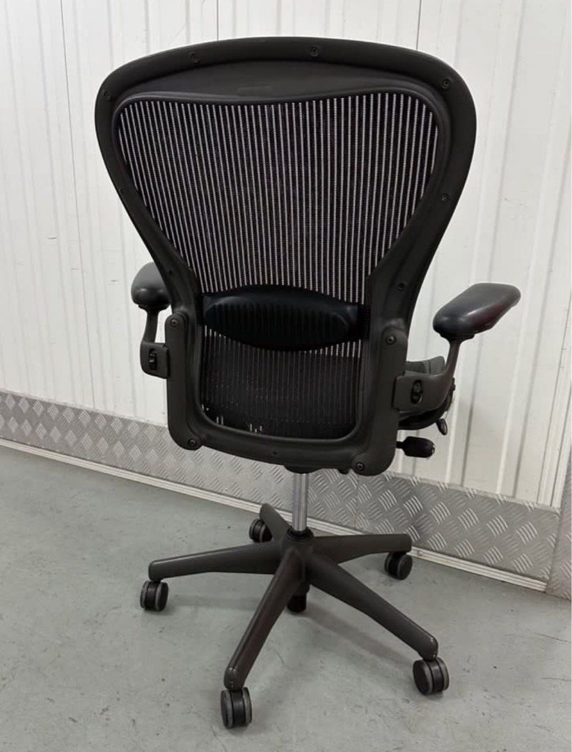 Herman Miller Aeron , Full load. Size C chair, Furniture & Home Living ...