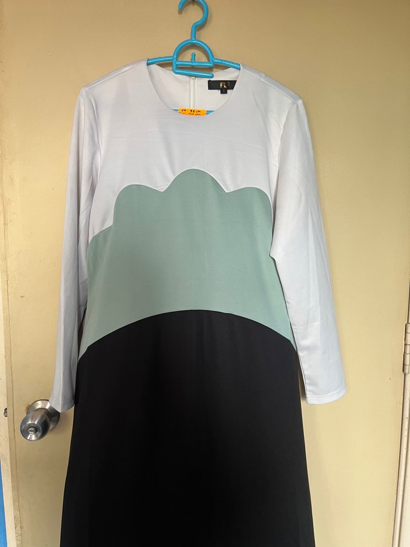 jubah muaz, Women's Fashion, Muslimah Fashion, Kaftans & Jubahs on ...