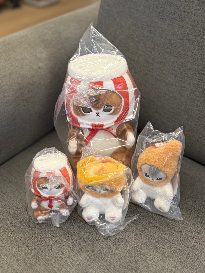 kfc x mofusand full set, Hobbies & Toys, Toys & Games on Carousell