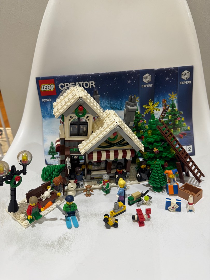 Lego 10249, Hobbies & Toys, Toys & Games on Carousell