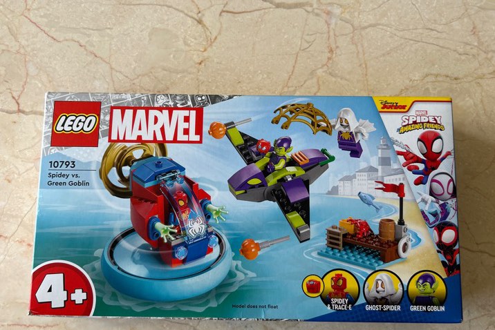 Lego 10793 Spidey vs Green Goblin, Hobbies & Toys, Toys & Games on ...