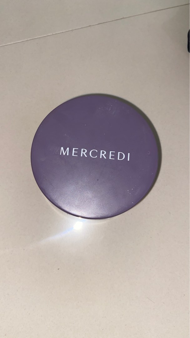 Mecredi Loose Powder shade Translucent, Kesehatan & Kecantikan, Rias ...