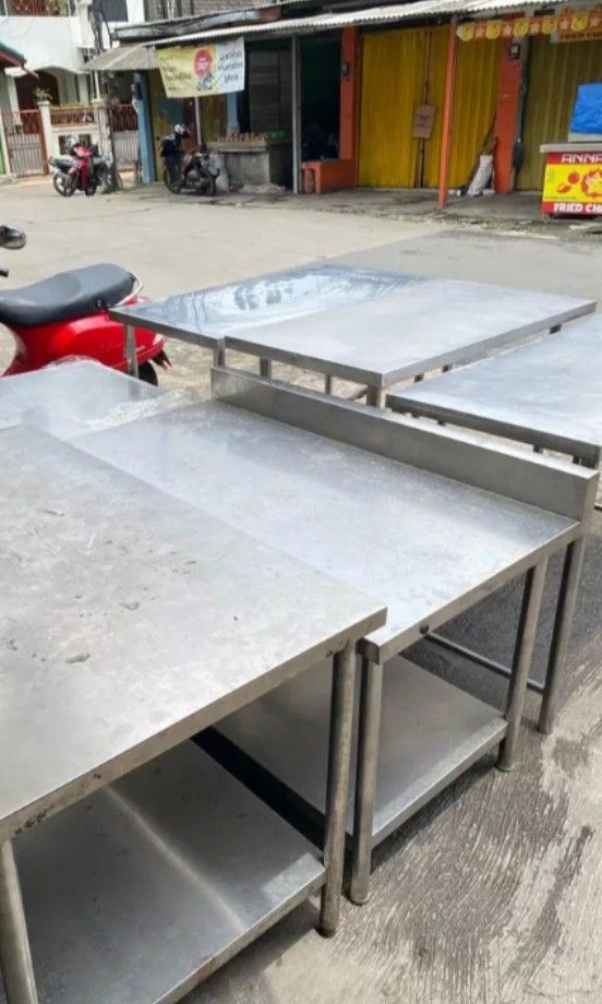 Meja Stainless berbagai ukuran, Kitchen & Appliances di Carousell