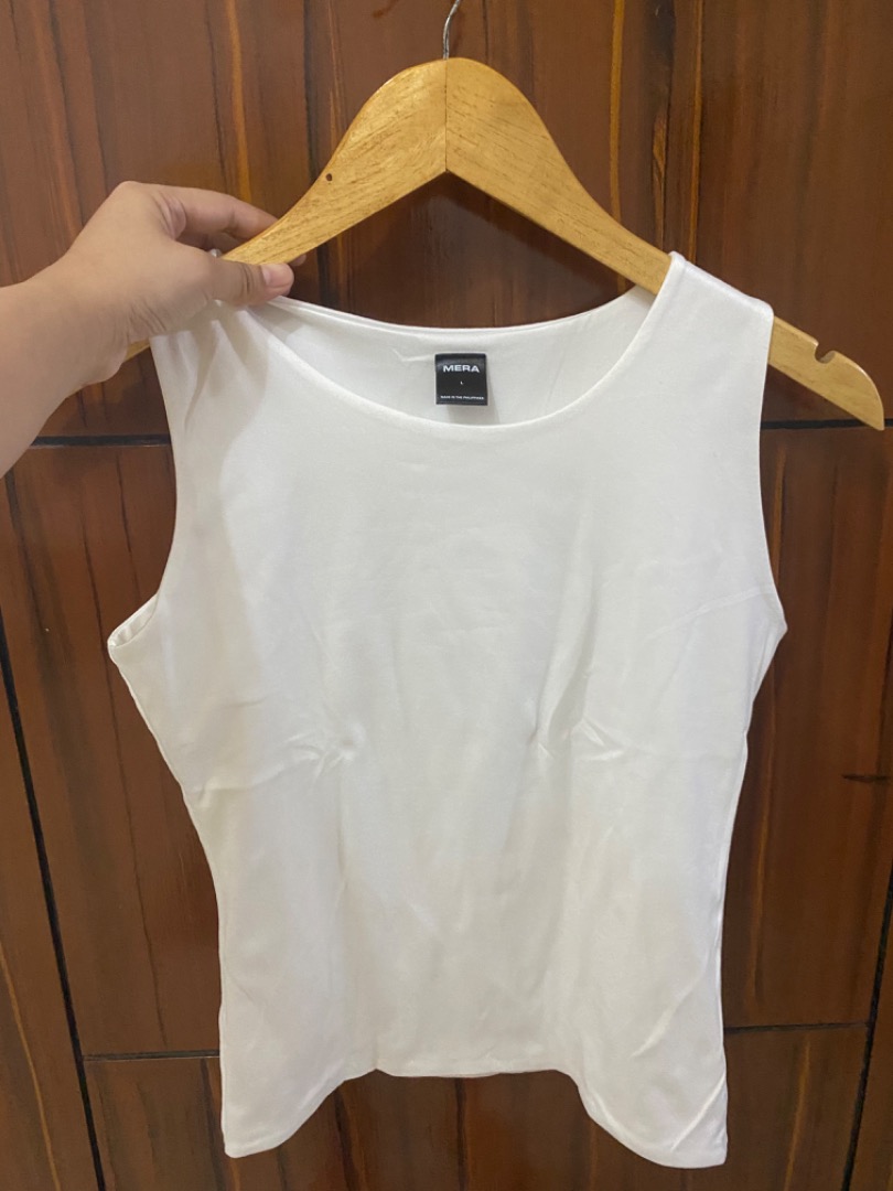 Mera Jacinta White Halter Top, Women's Fashion, Tops, Sleeveless on ...