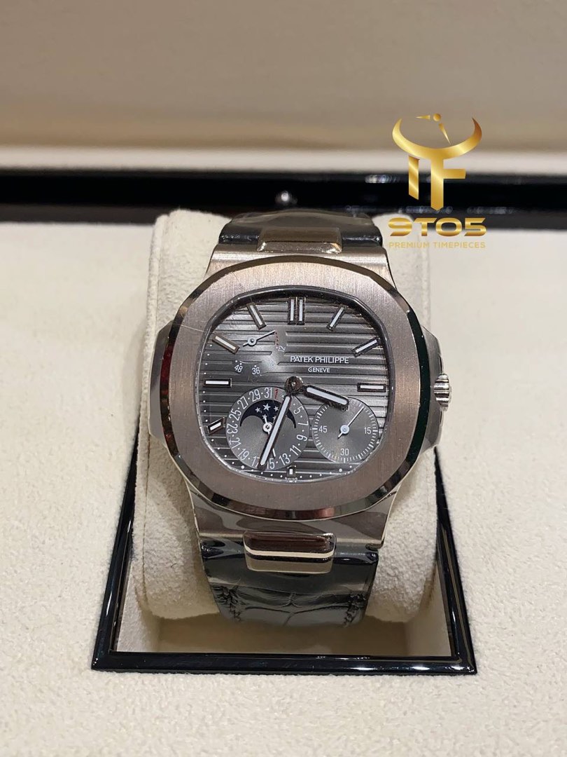 Nautilus 40mm Moon Phase 5712g ‼️ Year 2018 ‼️, Luxury, Watches on ...