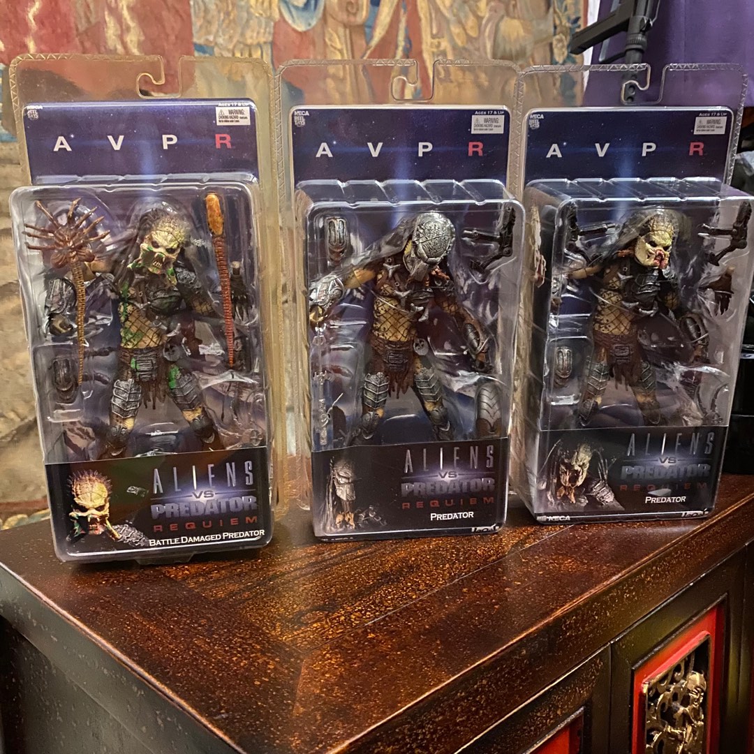 NECA AVP R wolf predator set of 3, Hobbies & Toys, Toys & Games on ...