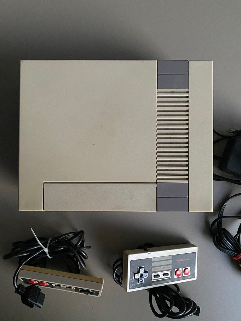 Nintendo Entertainment System (NES) Asian Version + 2 Controller ...