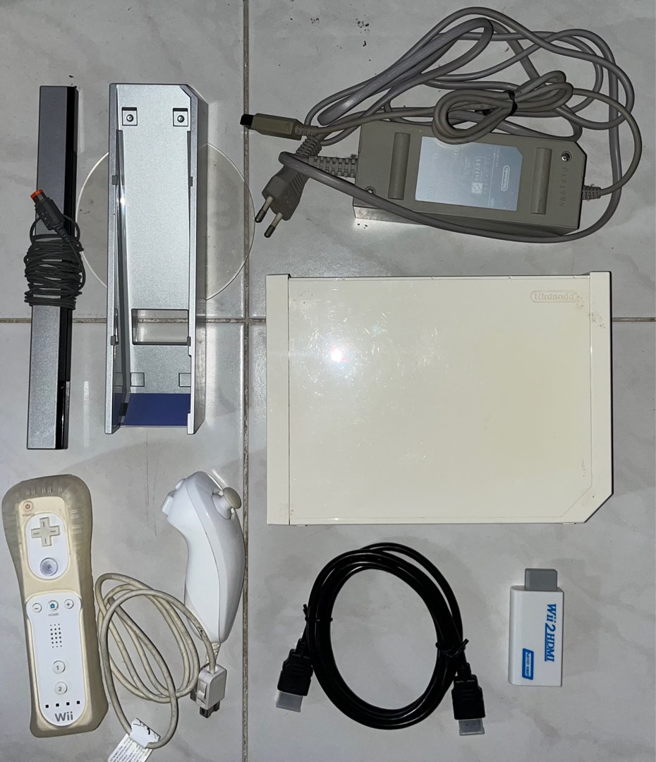 NINTENDO WII US REGION 4.3U / FREE WII SPORTS / READ FULL DESCRIPTION ...