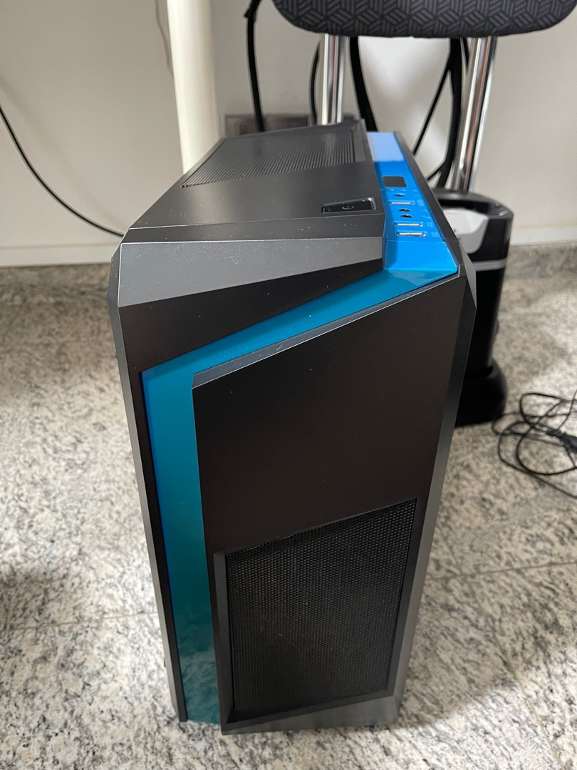 Old desktop computer, Computers & Tech, Desktops on Carousell