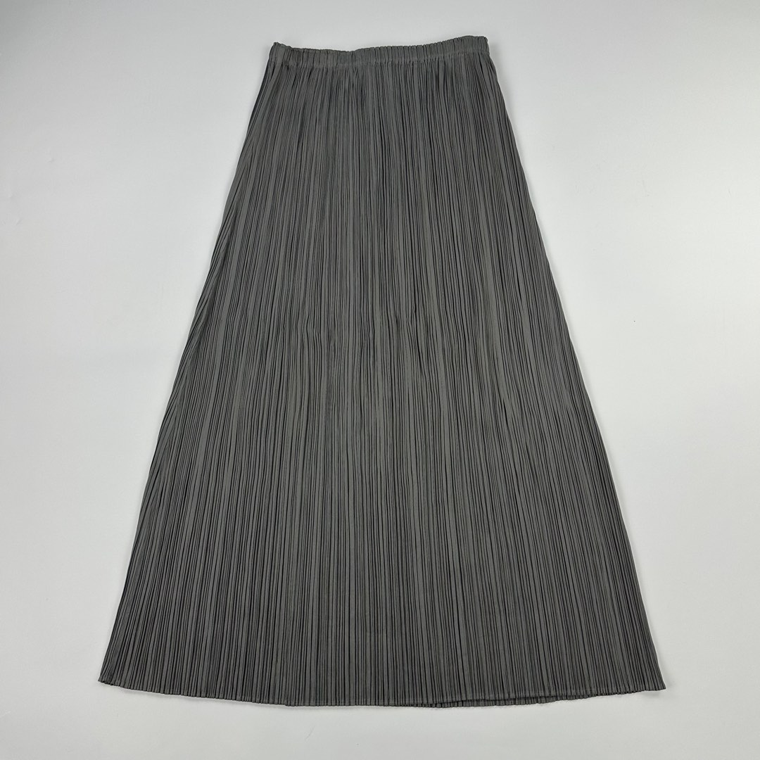 Pleats please - maxi skirt, Women's Fashion, Bottoms, Skirts on Carousell