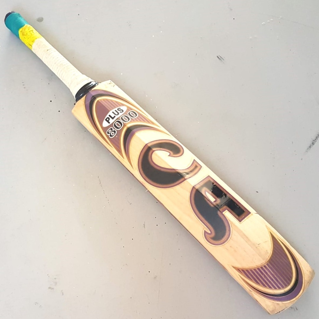 Rare Collectibles, Professional CA Plus 8000 Adult Cricket Bat, Made of ...
