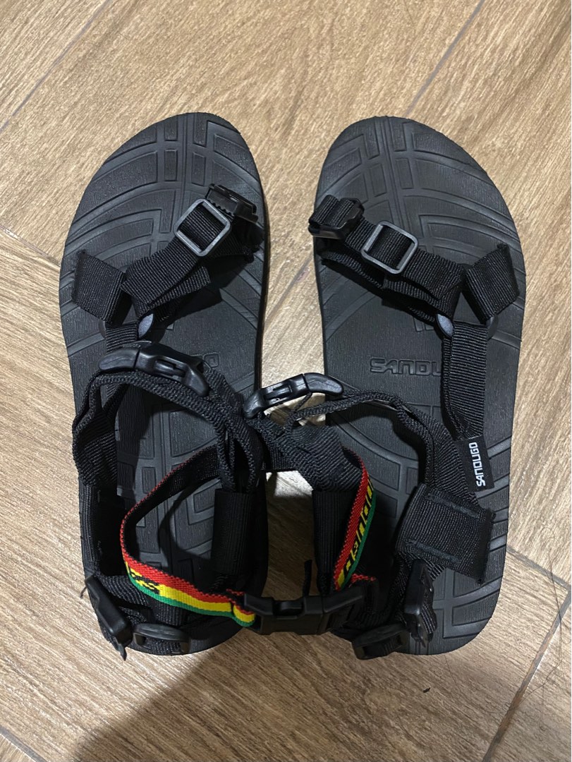 Sandugo Hiking Sandals, Sports Equipment, Hiking & Camping on Carousell