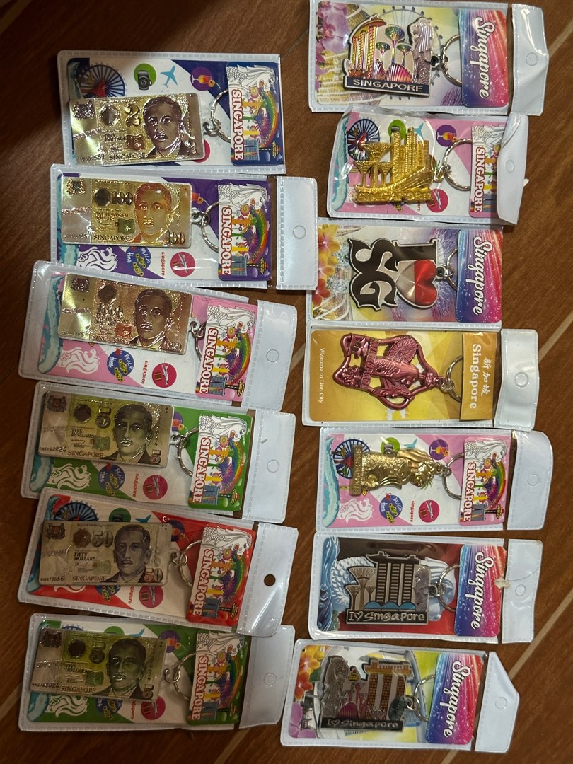 Singapore Souvenirs Pasalubong Keychain, Hobbies & Toys, Toys & Games ...