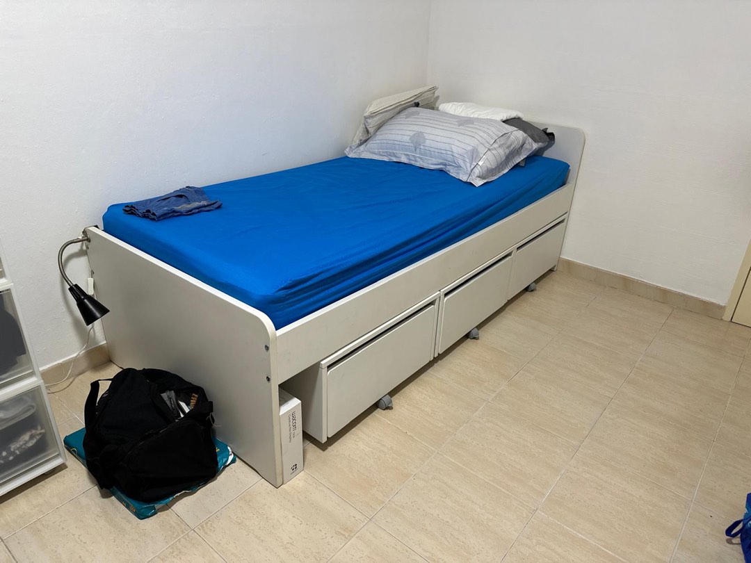 Slakt Bed Frame and Mattress, Furniture & Home Living, Furniture, Bed ...