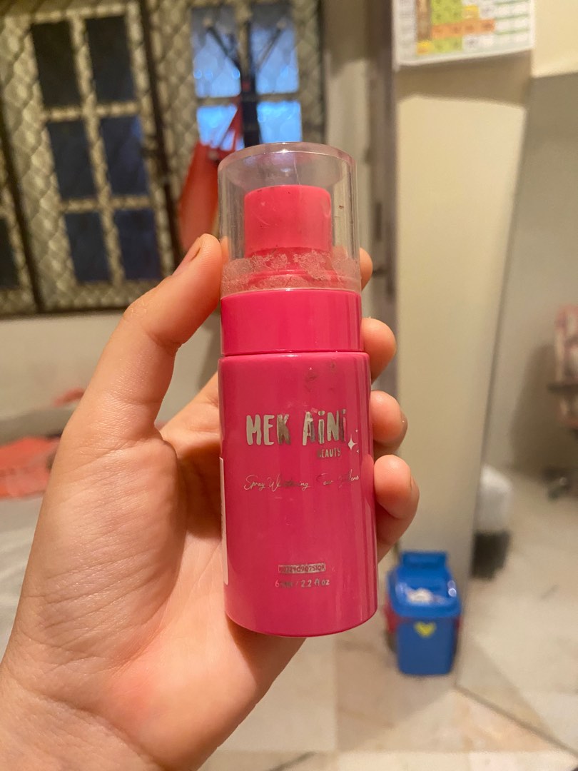 Spray Mek, Beauty & Personal Care, Face, Makeup on Carousell