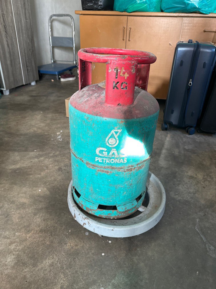 TONG GAS 14 KG, TV & Home Appliances, Kitchen Appliances, Cookers on ...