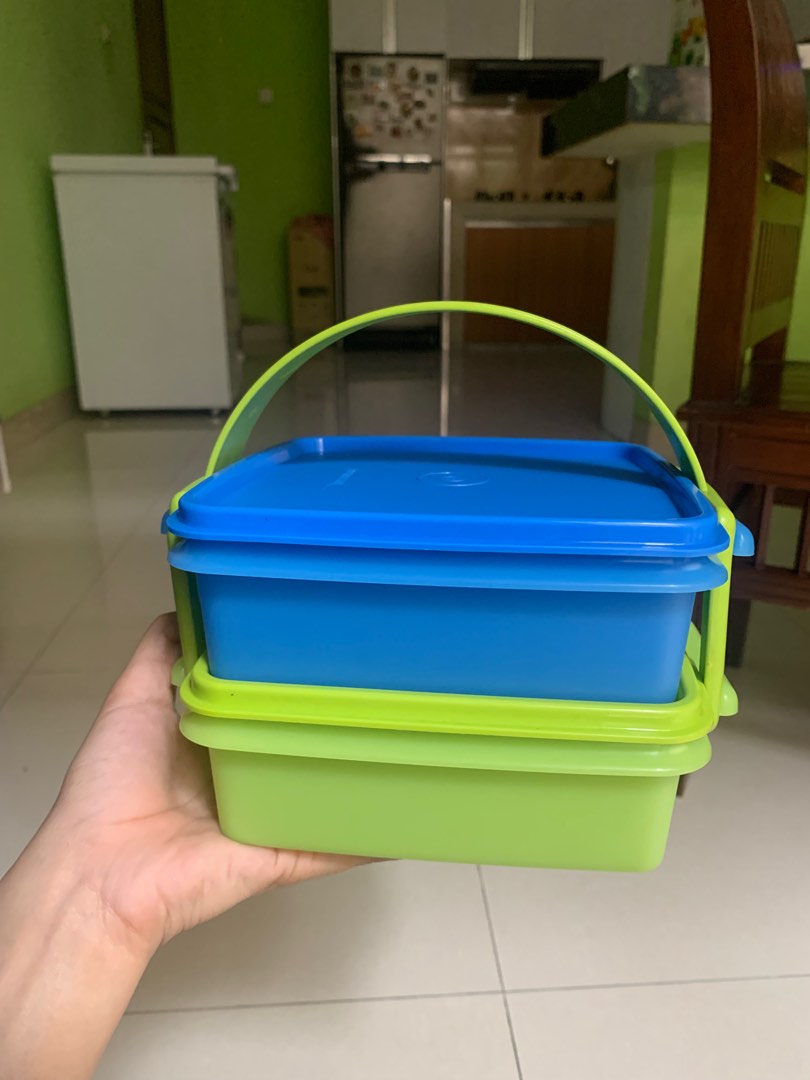 Tupperware Rantang Makanan 2 Tingkat, Kitchen & Appliances di Carousell