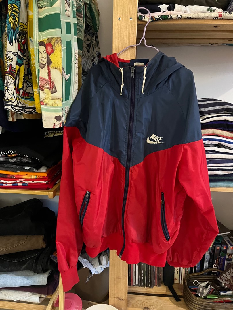 Vintage 80s nike blue tag wind braker, Men's Fashion, Activewear on ...