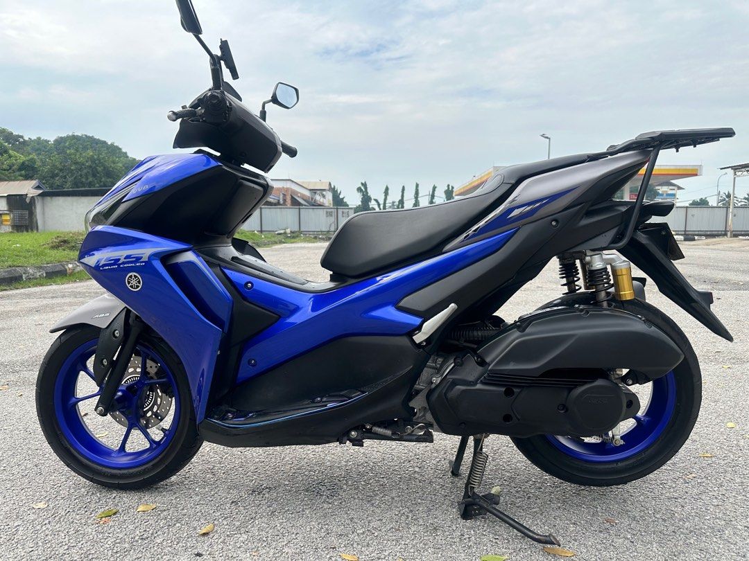 YAMAHA NVX V2 ABS 2022 BLUE GP, Motorbikes on Carousell