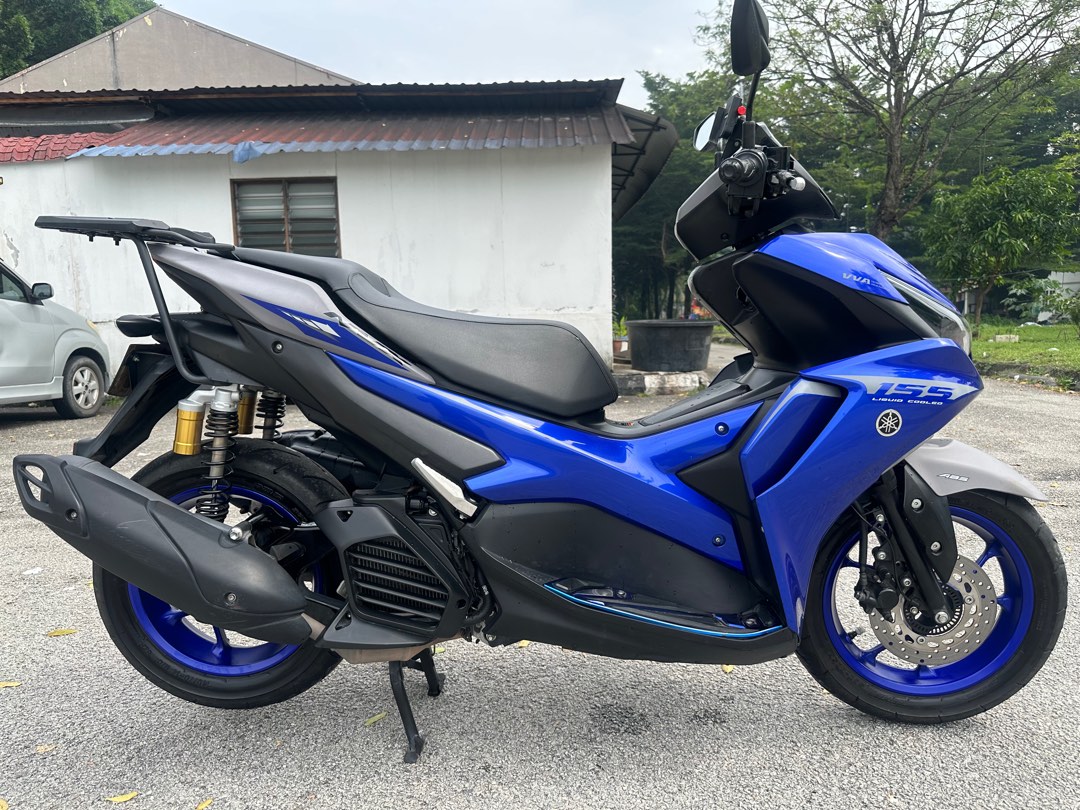 YAMAHA NVX V2 ABS 2022 BLUE GP, Motorbikes on Carousell