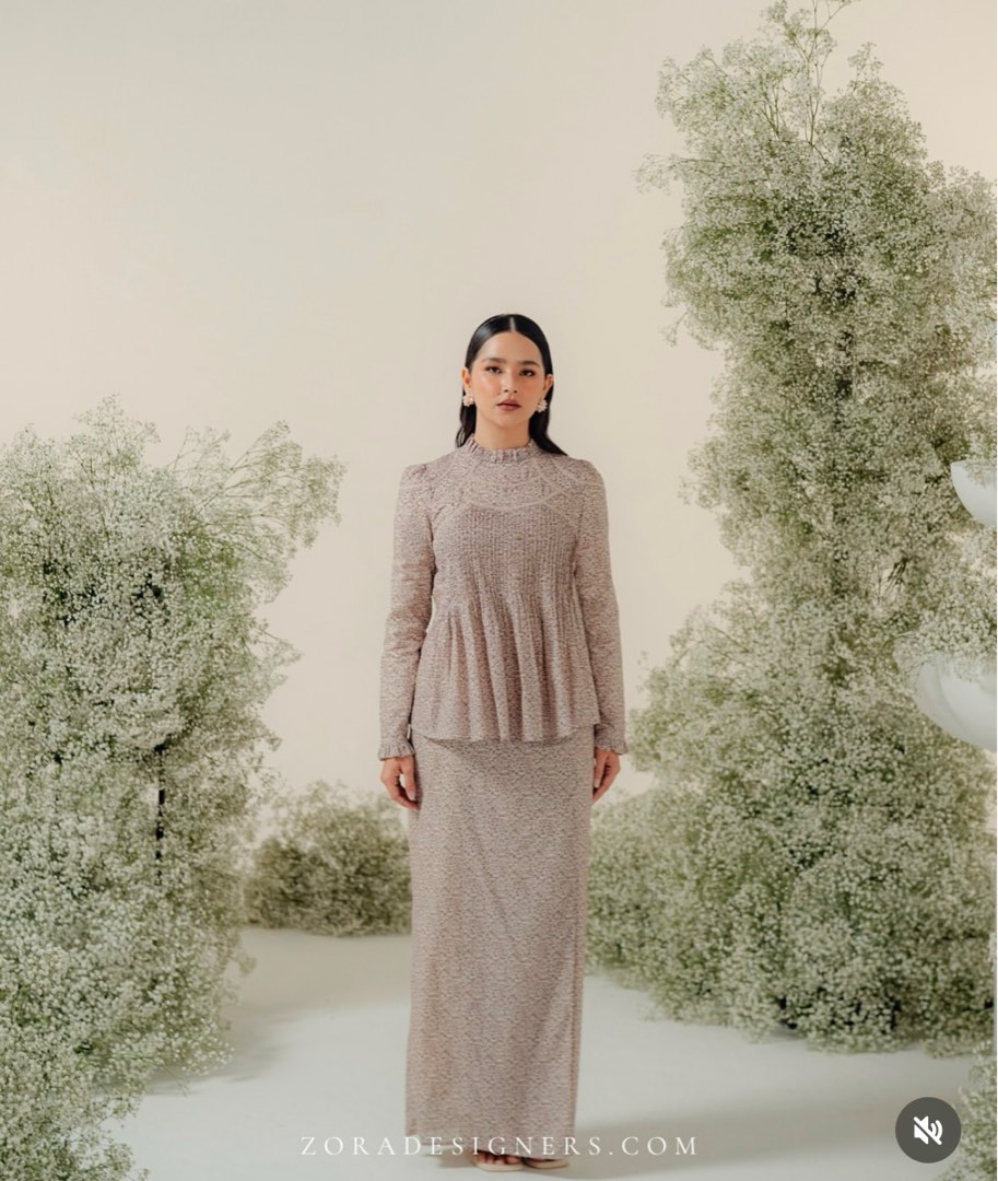 Zora Designer, Women's Fashion, Muslimah Fashion, Baju Kurung & sets on ...