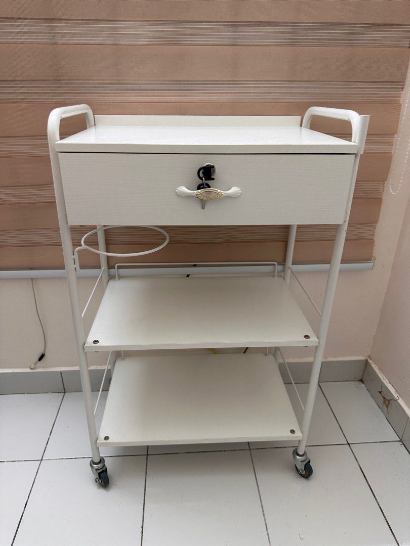 Barang SPA untuk dijual, Furniture & Home Living, Furniture, Bed Frames ...