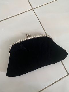 White Clutch for Dinner / Convocation / Raya, Women's Fashion, Bags ...
