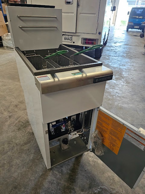 28L Commercial Standing Deep Fryer, Commercial & Industrial, Industrial ...