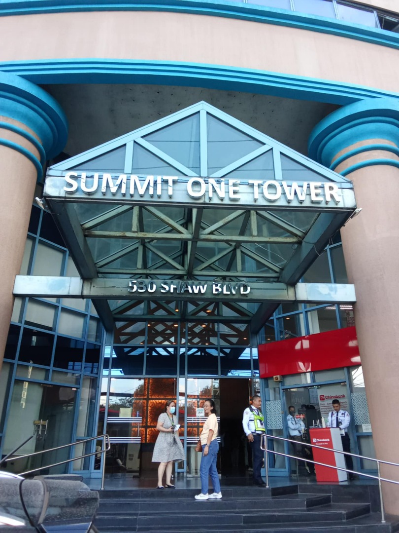 CONDOMINIUM FOR SALE - SUMMIT ONE TOWER at Shaw Blvd. Mandaluyong City ...