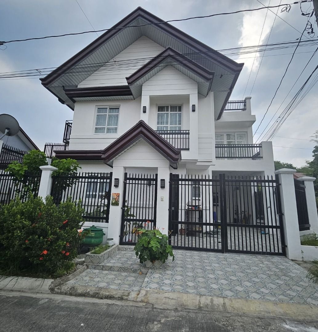 CORNER 2-STOREY + ROOF DECK HOUSE AND LOT FOR SALE!!! AMERICAN MODERN ...
