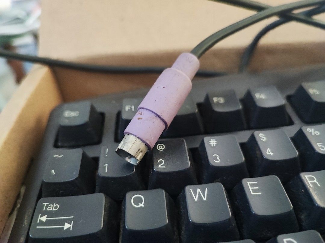 Dell PS2 interface keyboard, Computers & Tech, Parts & Accessories, Computer Keyboard on Carousell