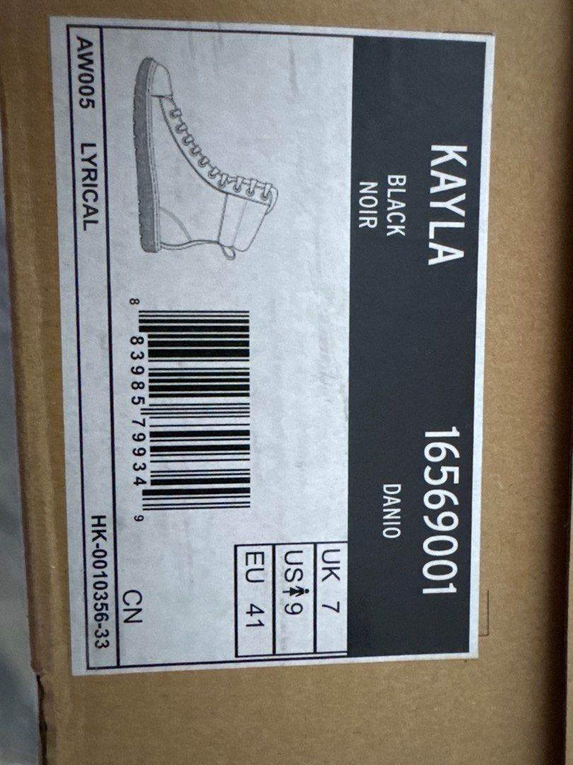 Dr Martens Kayla Black, Men's Fashion, Footwear, Boots on Carousell