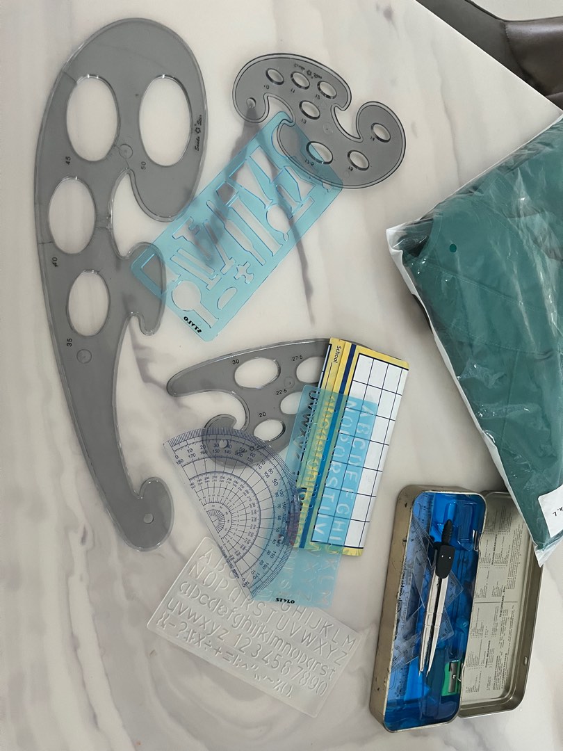 Engineering Drawing set - French Curve & Mathematical Instruments ...