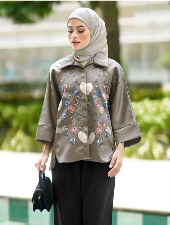 Eva Top by Zefiks, Women's Fashion, Tops, Blouses on Carousell