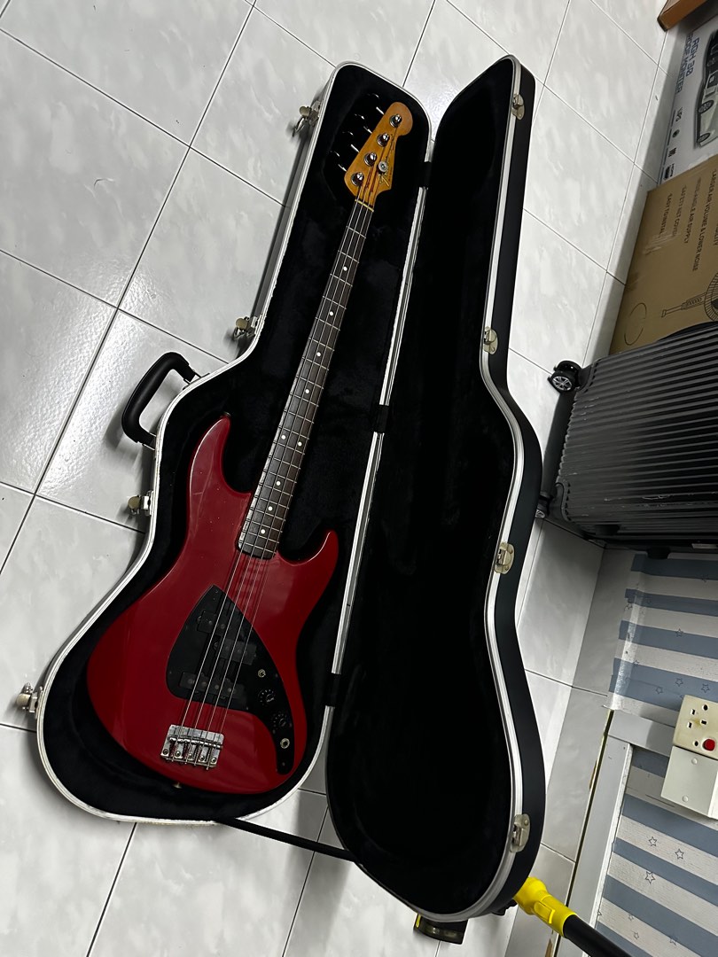 Fender JP90 Bass USA, Hobbies & Toys, Music & Media, Musical ...