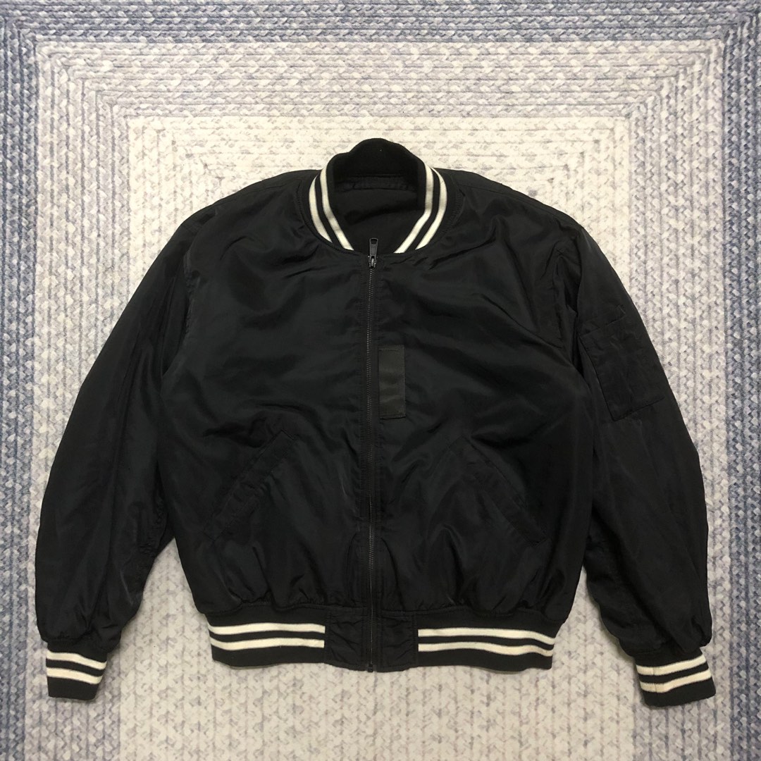 GU X Uniqlo Black Bomber Jacket, Men's Fashion, Coats, Jackets and ...