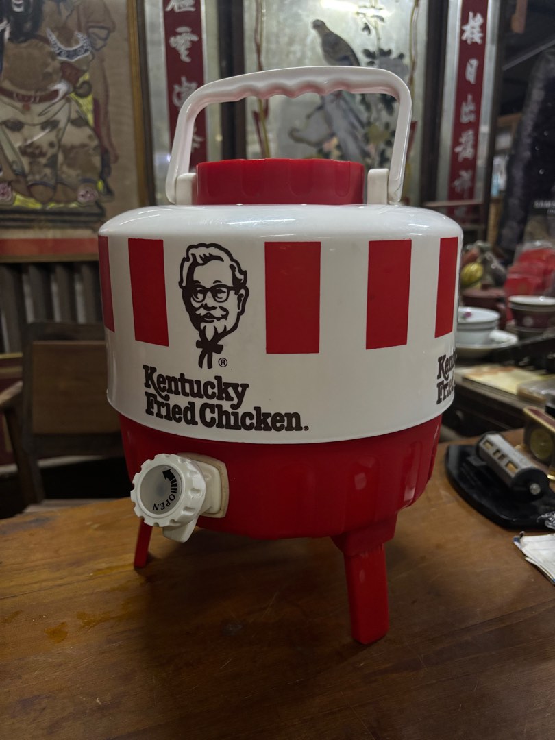 KFC water dispenser ( about 4.5 - 5 liter ), Hobbies & Toys ...