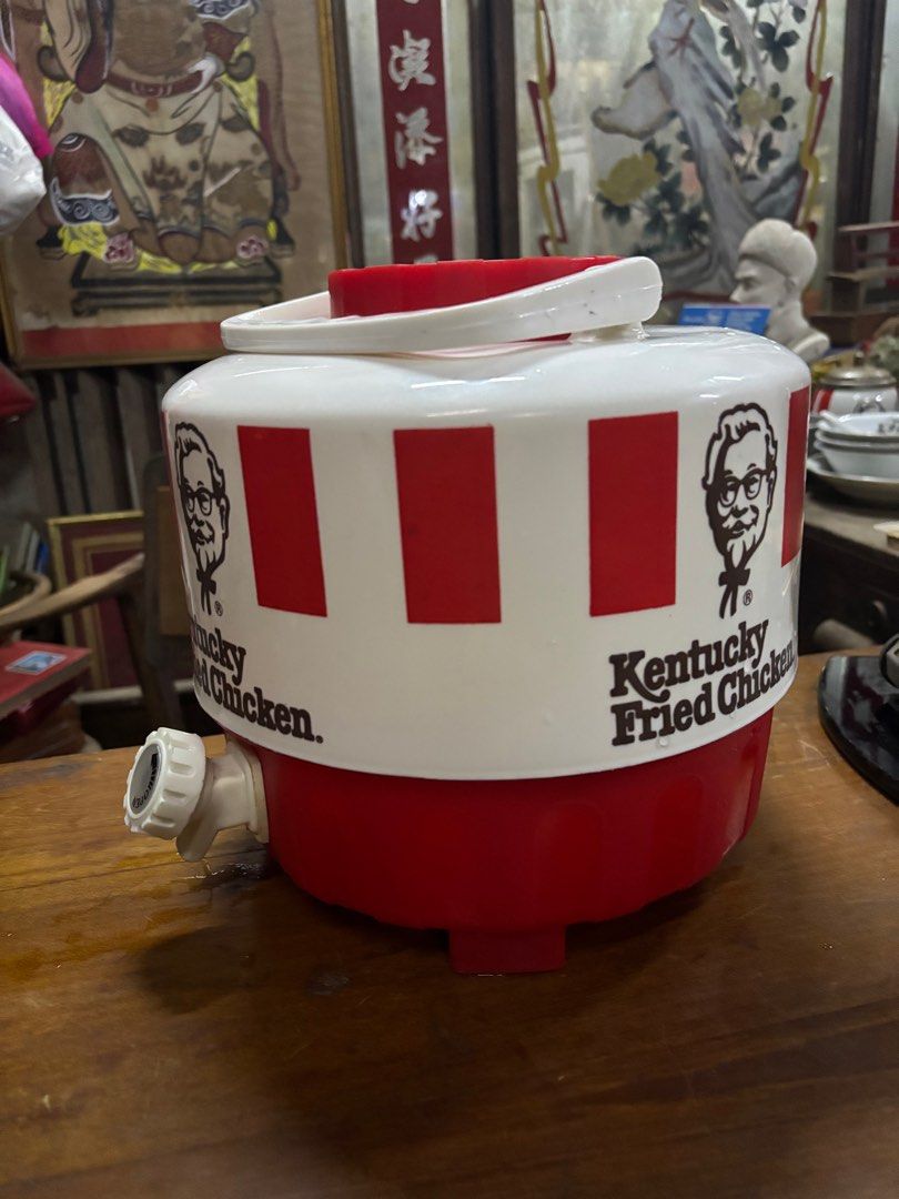 KFC water dispenser ( about 4.5 - 5 liter ), Hobbies & Toys ...